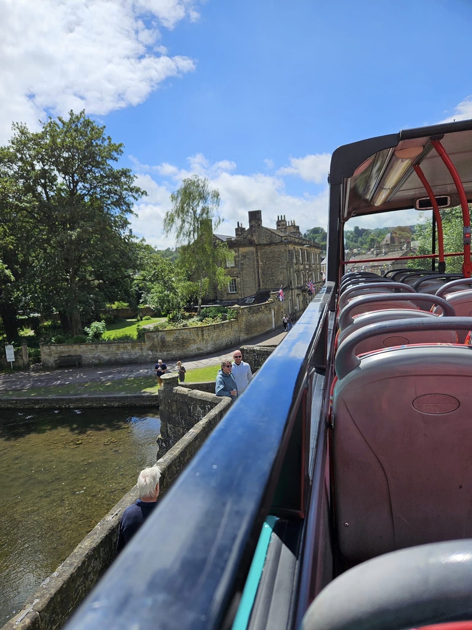 Pubs by open top bus – CAMRA Sheffield & District